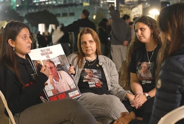 Former Israeli hostage Raz Ben Ami files lawsuit against Red Cross ...