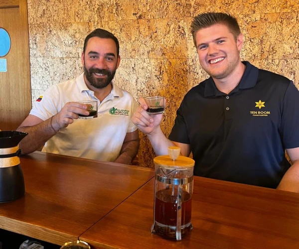 Israeli ingenuity meets an American coffee cup: Jewish, Christian ...